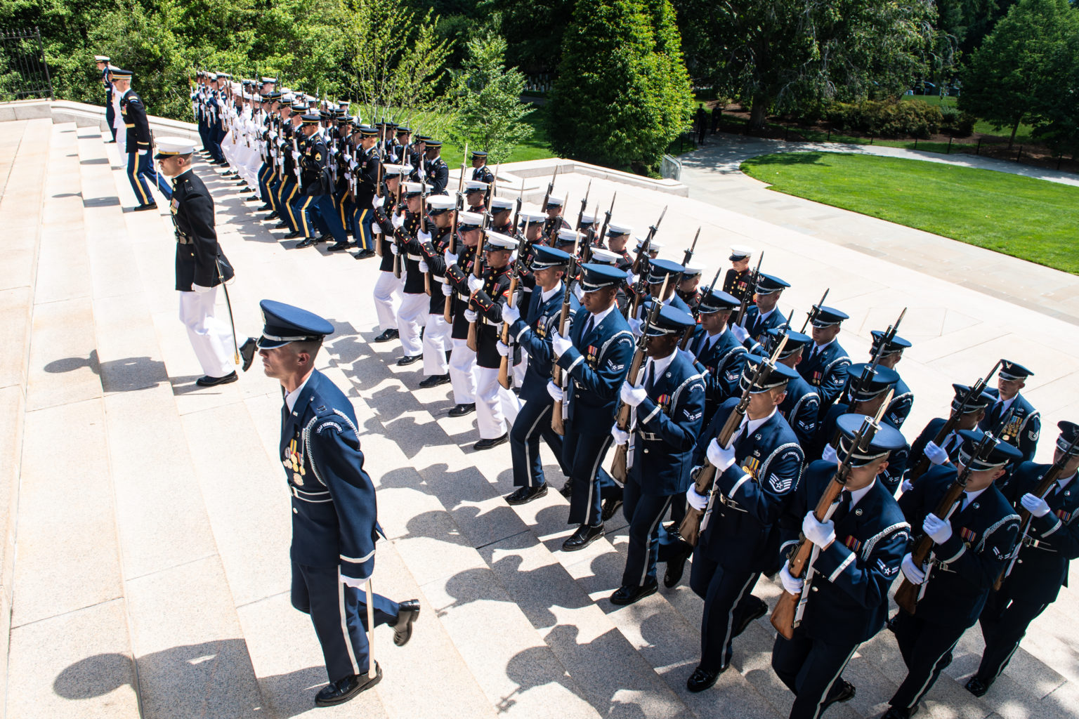 Quick guide to enlisting in the military - United American Patriots